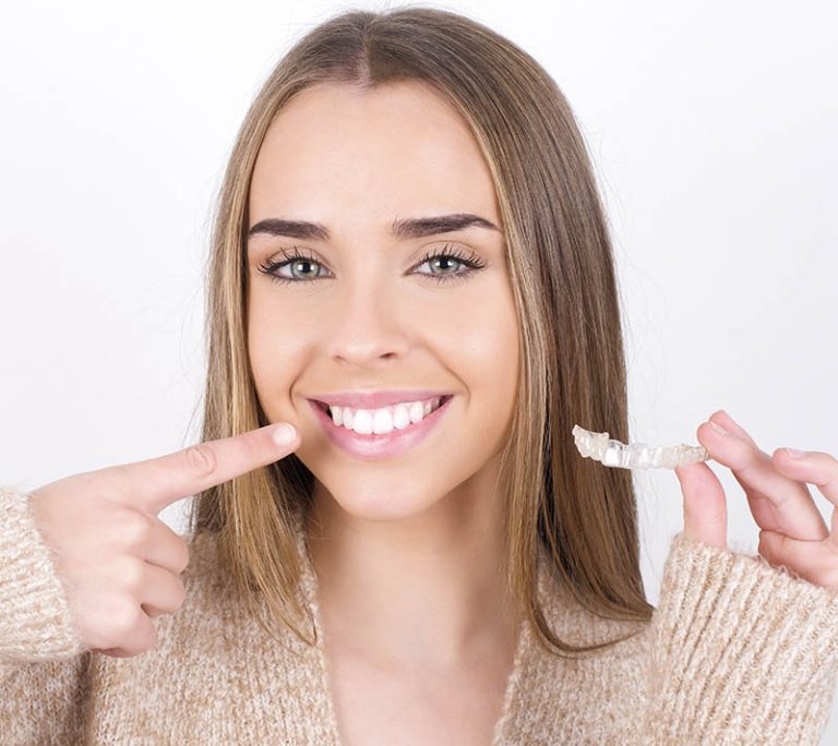 Invisalign Zahnschienen – UP!SMILE – Zahnarztpraxis by Dr. Köttgen